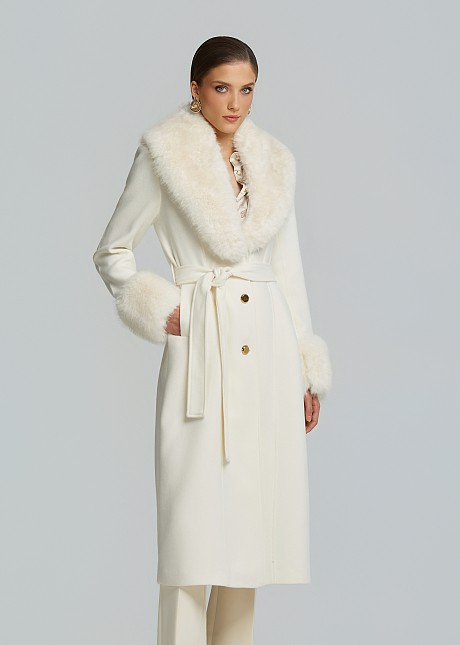 Longline coat in faux fur | LYNNE